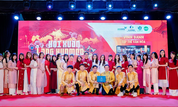 Nhìn lại những dấu ấn tự hào, hợp lực bứt phá đỉnh cao cùng hội xuân ...